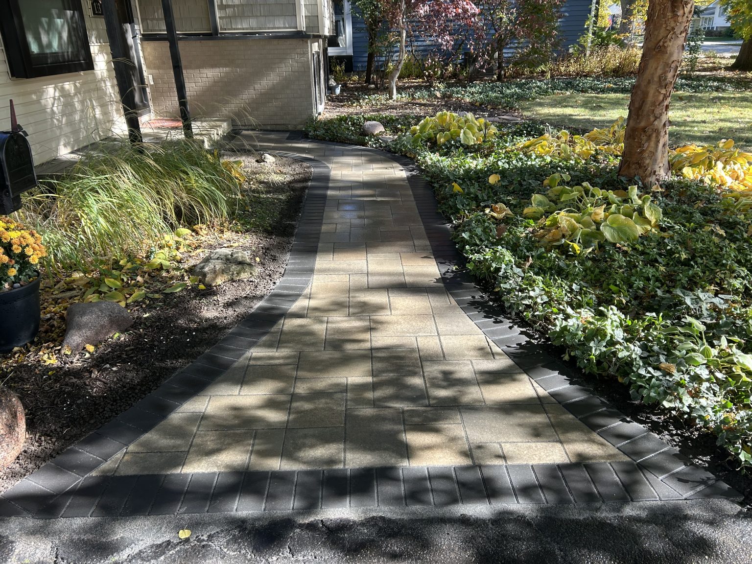 Paver Sidewalks - Chicagoland Hardscapes by Design Pavers